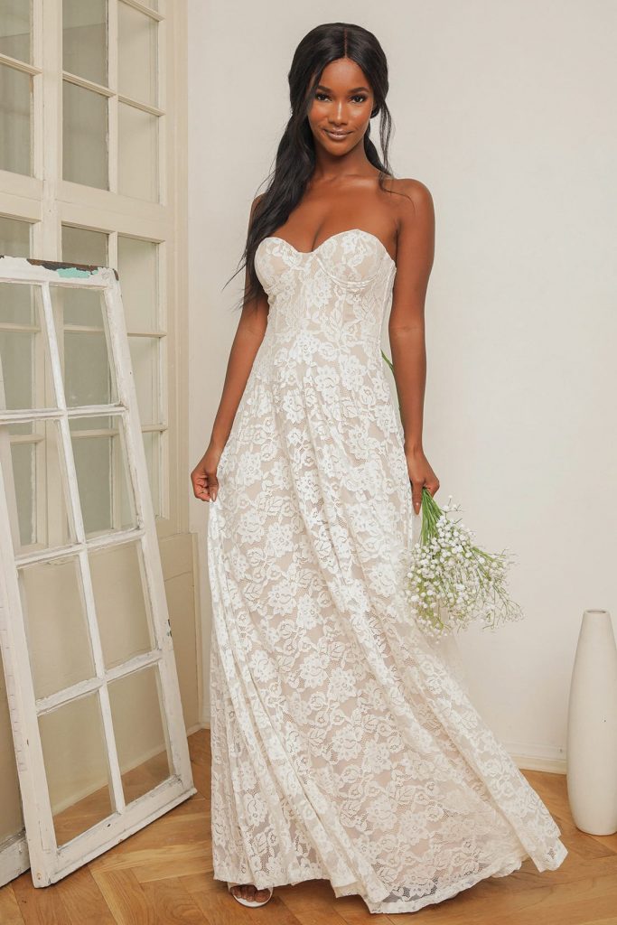 Casual Beach Wedding Dresses - Destination Wedding Details