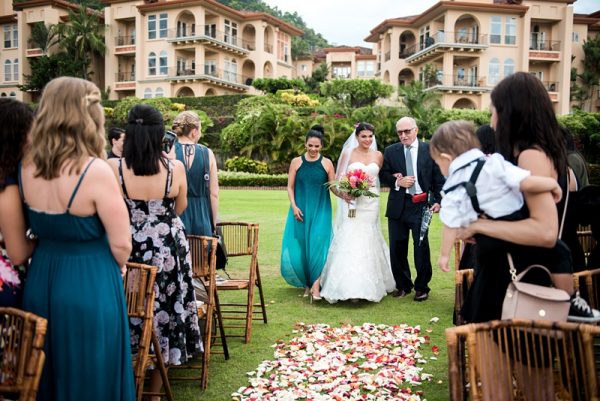 A Rustic and Tropical Destination Wedding in Costa Rica - Destination ...