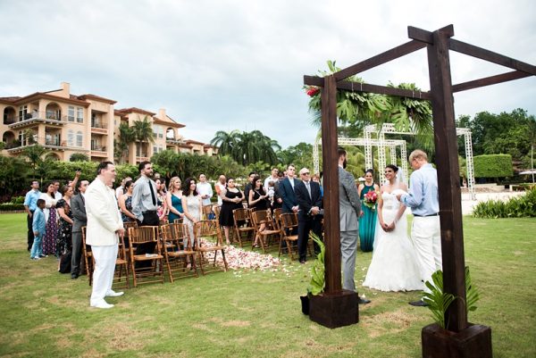 A Rustic and Tropical Destination Wedding in Costa Rica - Destination ...