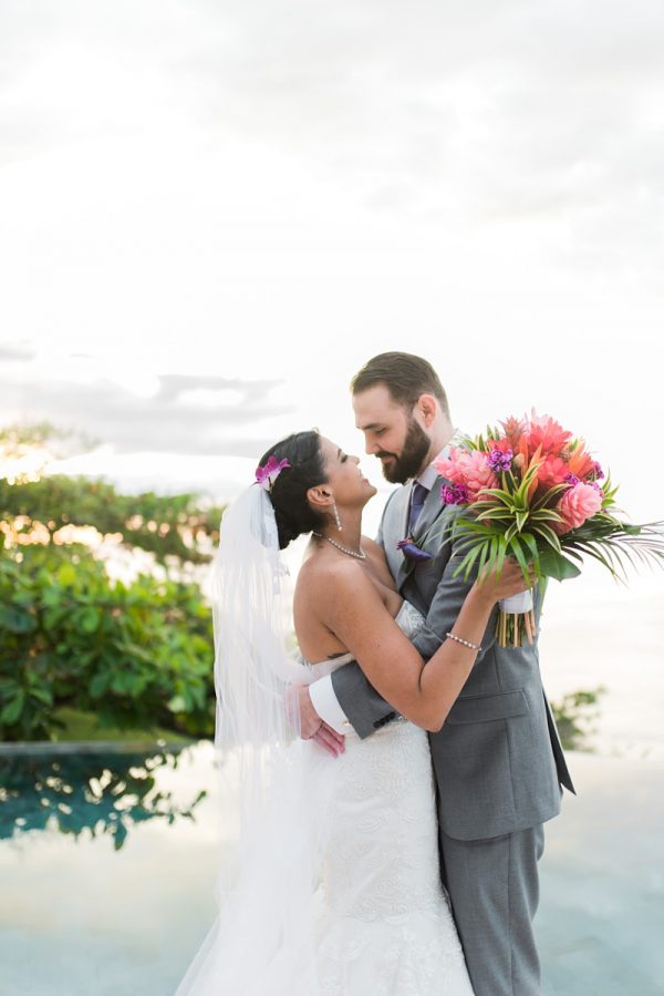 A Rustic and Tropical Destination Wedding in Costa Rica - Destination ...